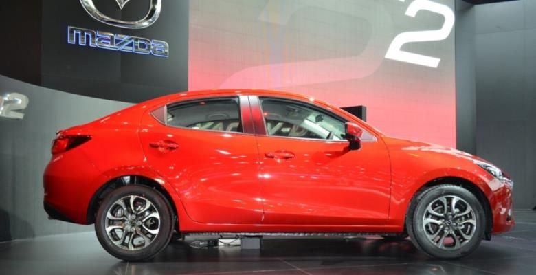YENİ MAZDA2 SEDAN, TAYLAND FUARI'NDA